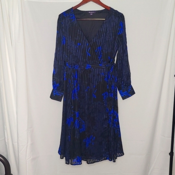 Roaman's | Dresses | Roamans Plus Size Wrap Midi Dress Size 8w In Navy ...